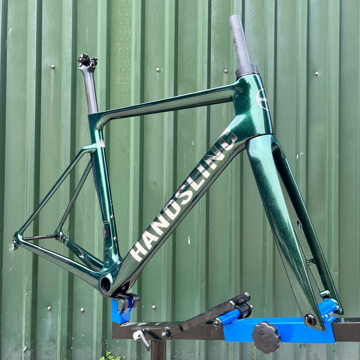 HANDSLING Carbon Aero Road Frames – Configure Your Frame Today
