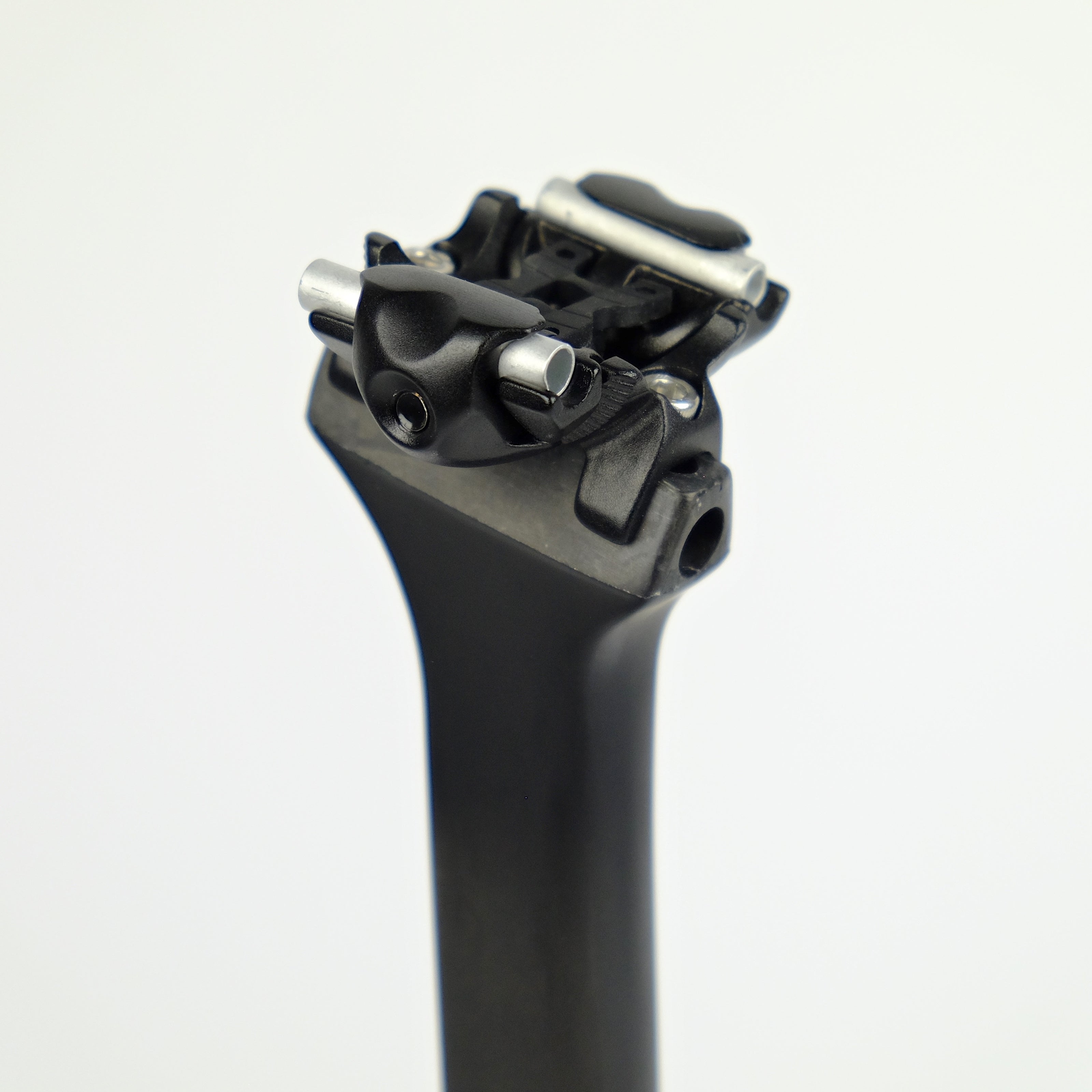 Aero D-shaped Seatpost (A1R0evo / A1R0evoS)